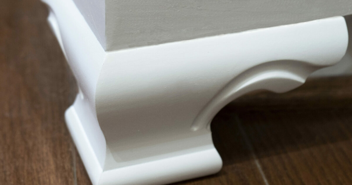 Osborne Wood | Corner & Pedestal Feet